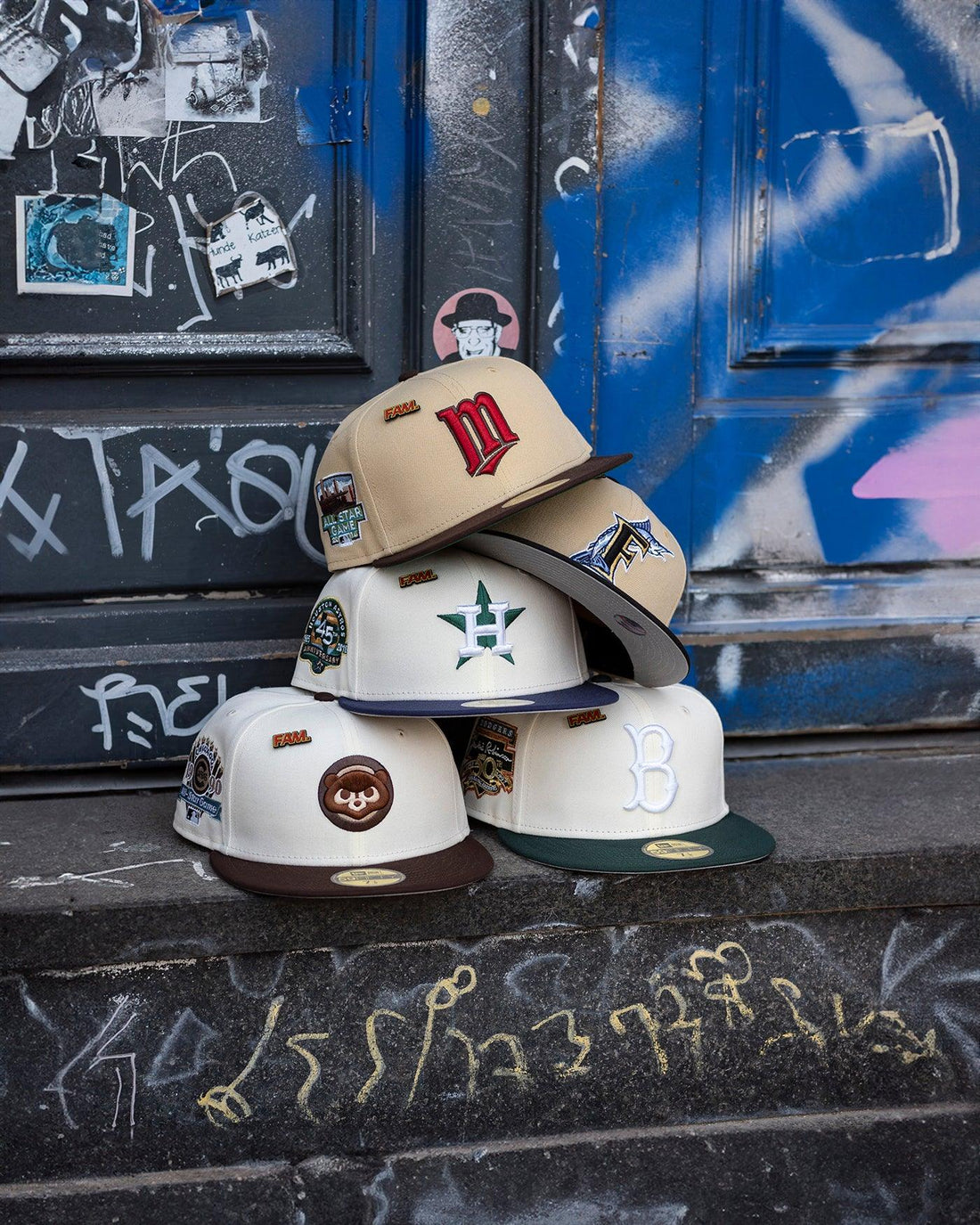 Exclusive fitted caps, Snapbacks and Teams - best selection at FAM